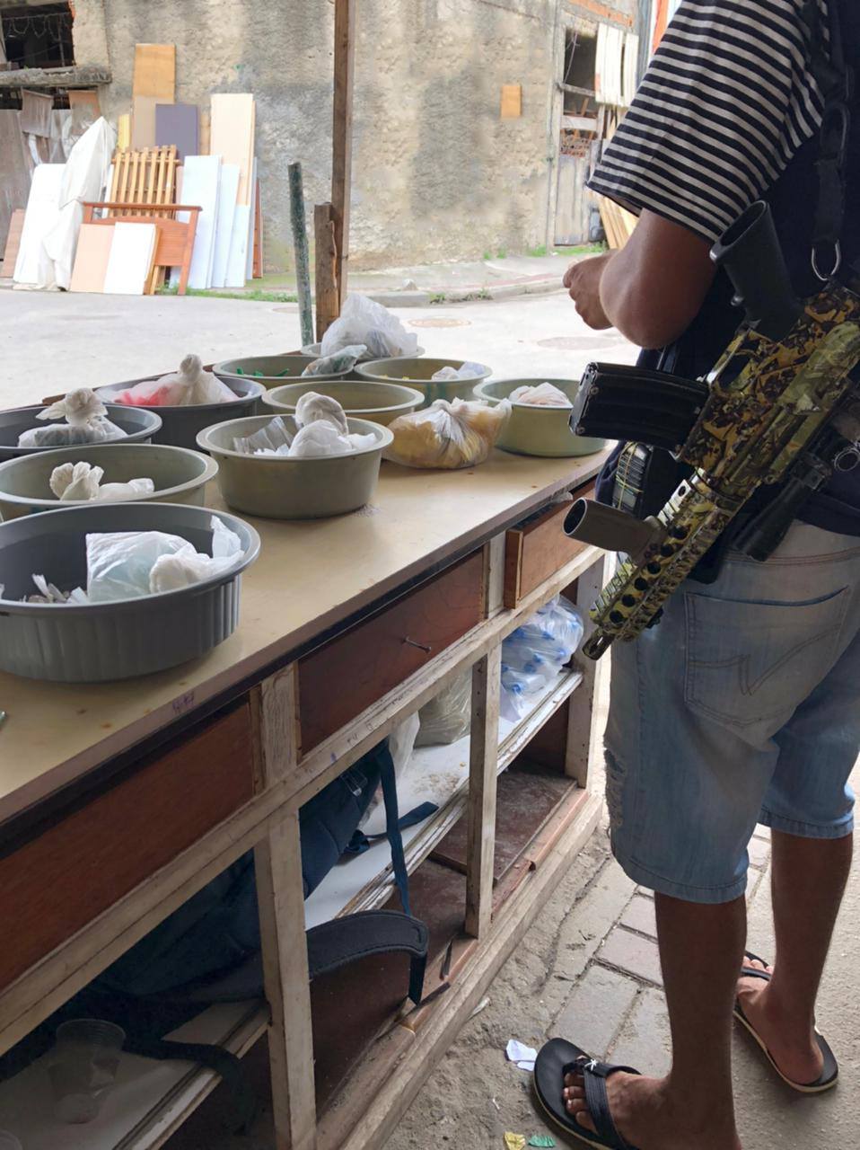 Crianças de rua também são preciosas - Life Impact Brasil